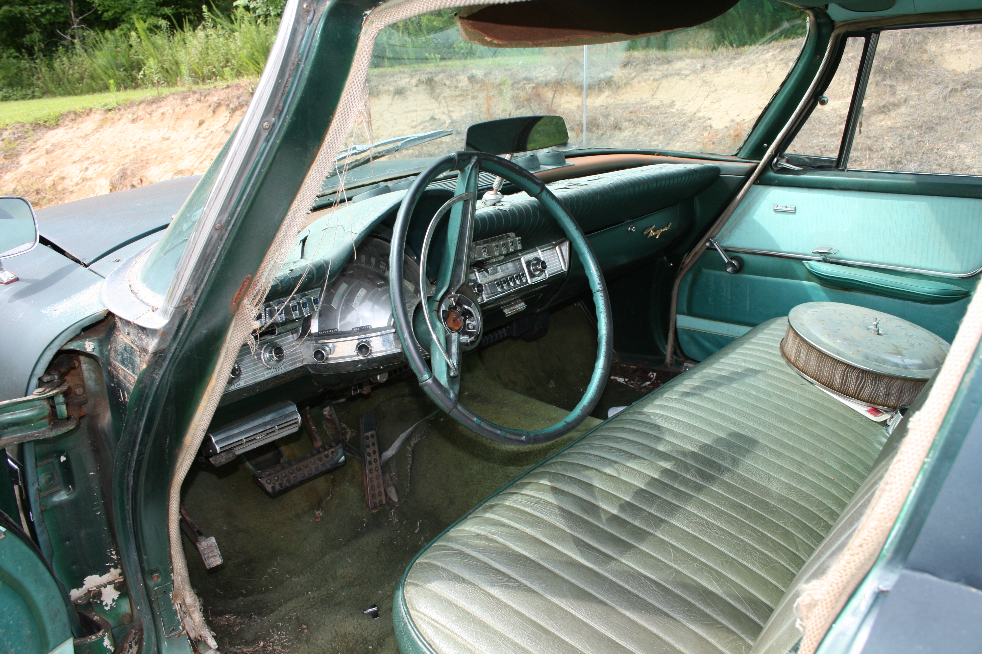 Sell used 1961 Chrysler Newport Base 361 Cubic Inches in Scottsboro ...